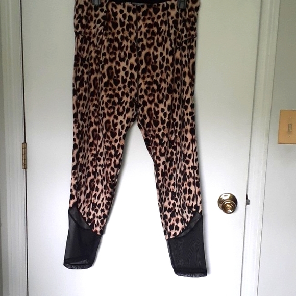 Victoria's Secret | Pants & Jumpsuits | Victorias Secret Leopard Print ...